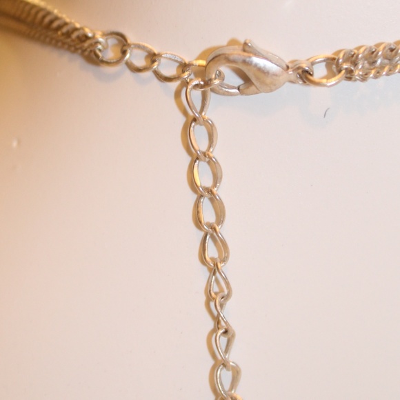 Liz Claiborne | Jewelry | Necklace Liz Claiborne 6 Off Silver Tone ...